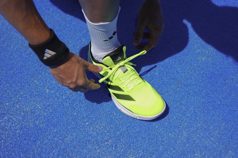 adidas presenta la CRAZYQUICK Lightstrike, su primera zapatilla de pádel