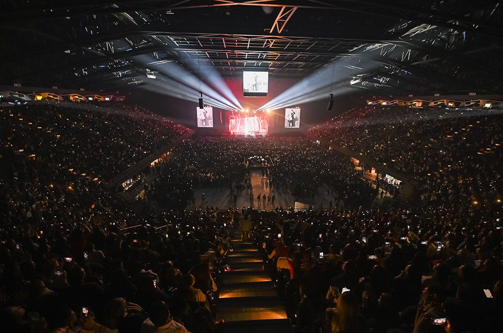 Lenny Kravitz iluminará el Coliseo MedPlus con su aclamado Blue ...