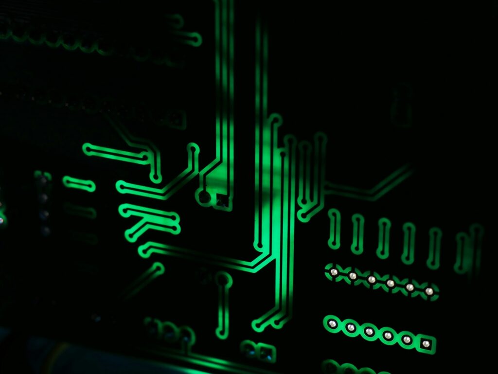 Whitestack lanza Nephora: su solución de virtualización empresarial